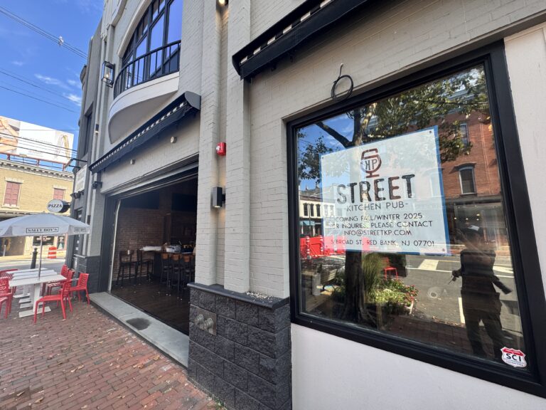 STREET KITCHEN PUB OPENS ITS DOORS - Red Bank Green