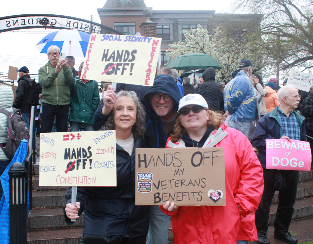 RED BANK: 2,000 PROTEST TRUMP POLICIES - Red Bank Green